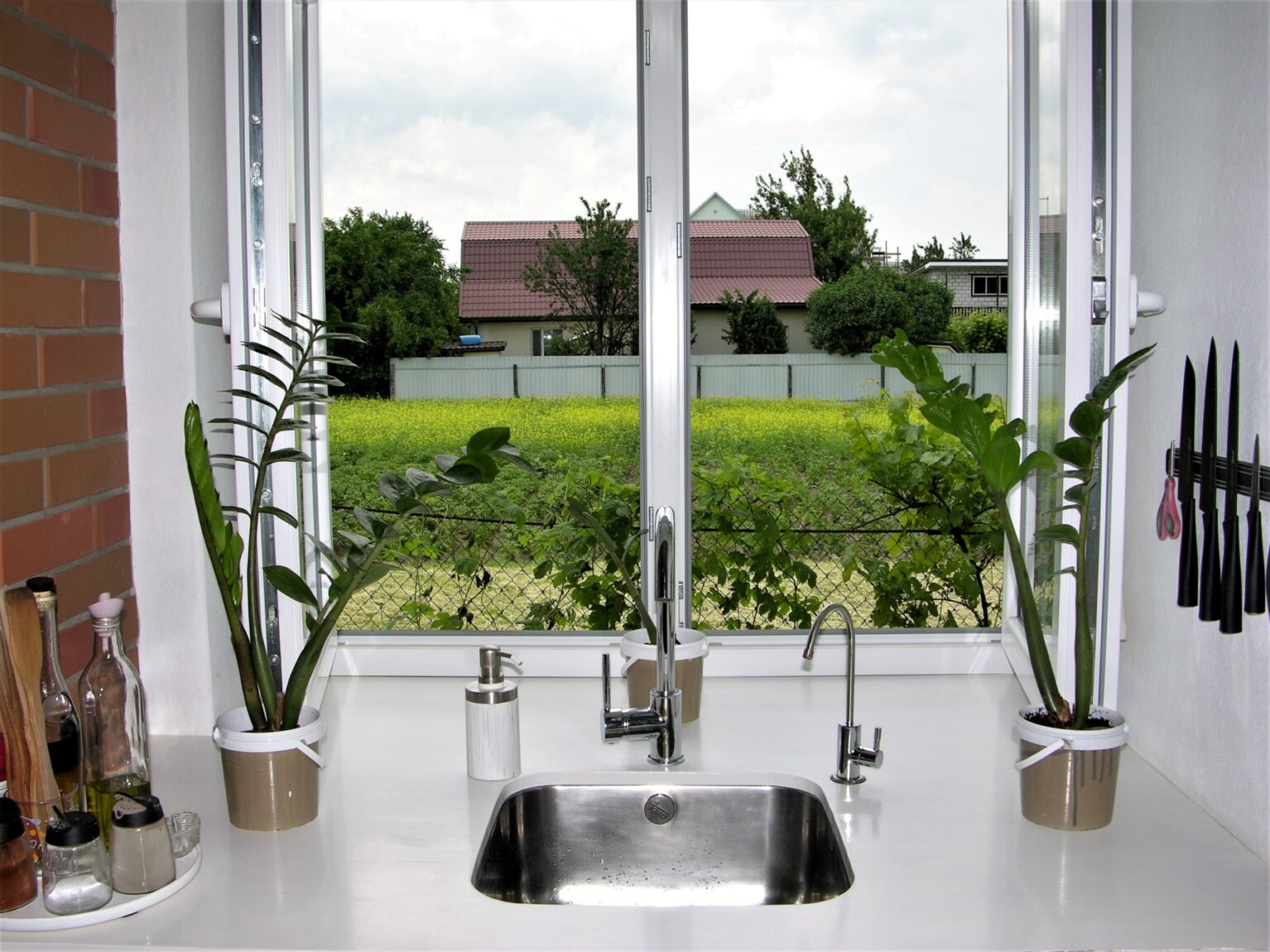 DIY Brick Kitchen - DIY Projects for the Home